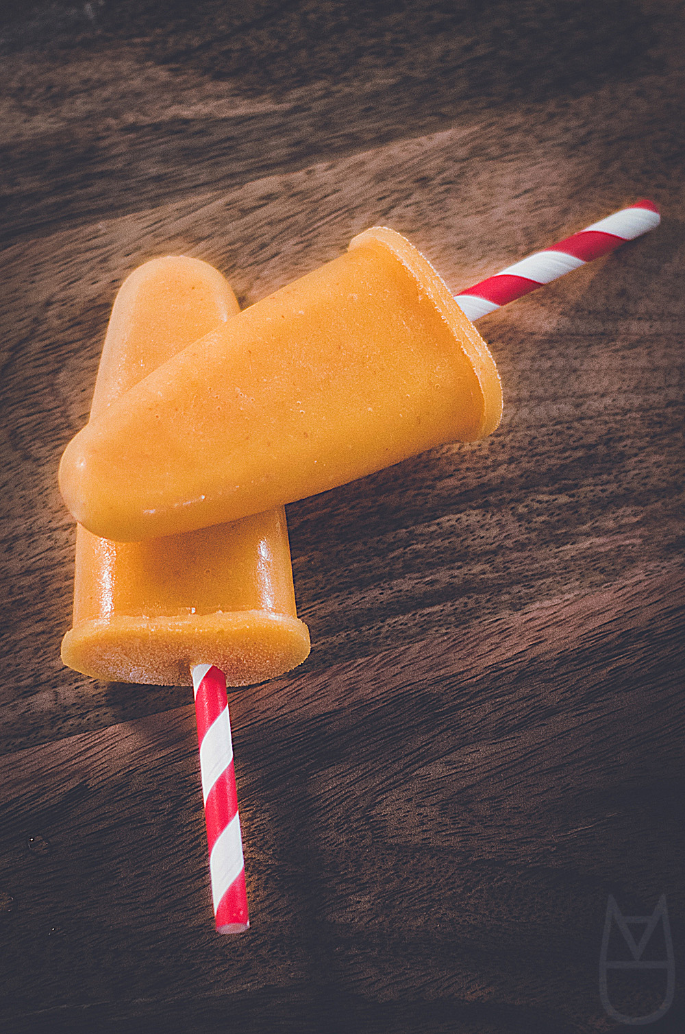 Isglass med smak av mango – Moumita Griffith